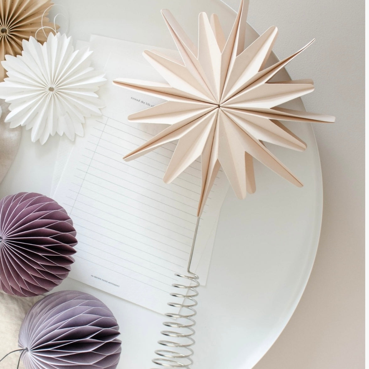 Nordic Tree Topper Star Flaxseed – Road Less Taken 2076