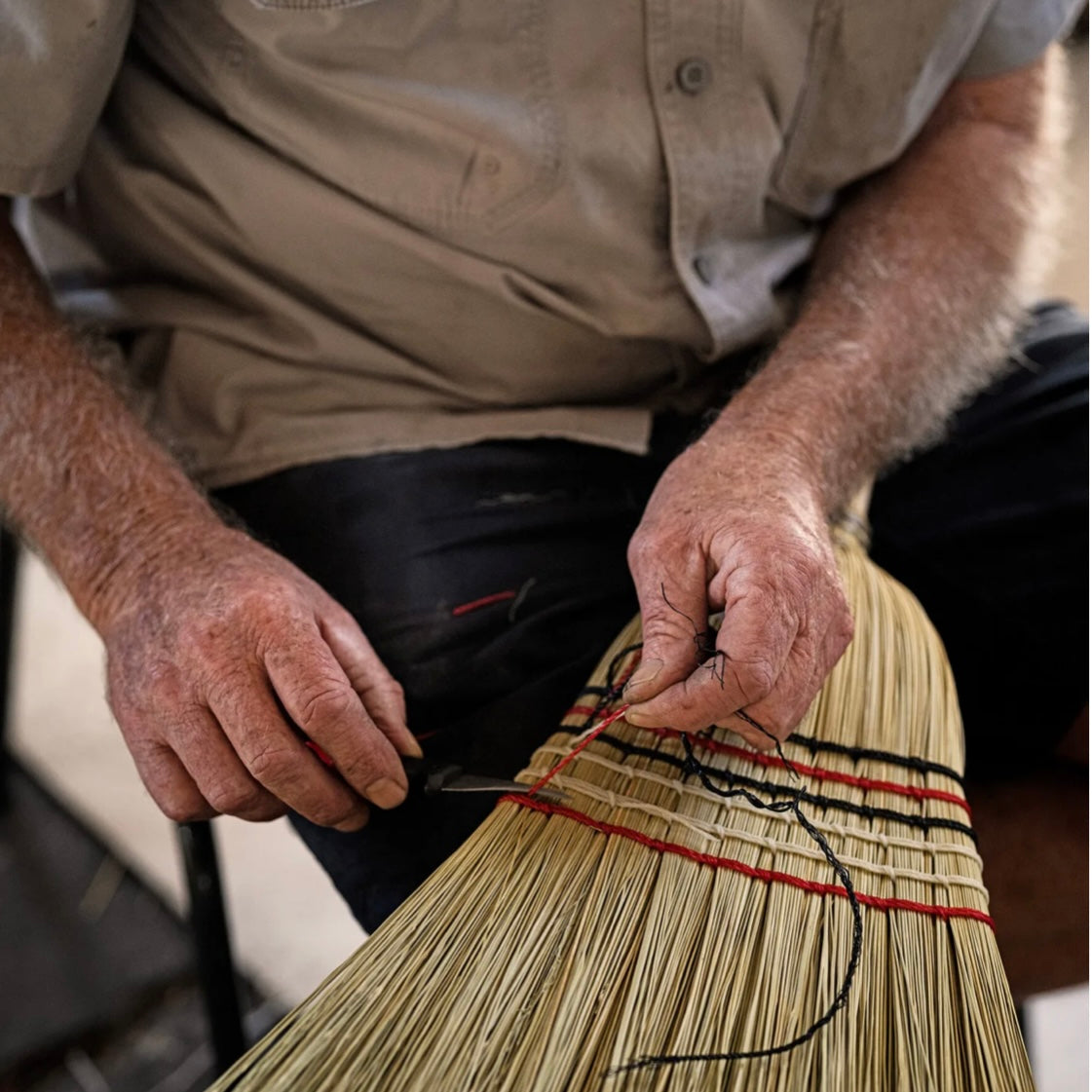 Tumut 6 Tie Millet Broom – Road Less Taken 2076